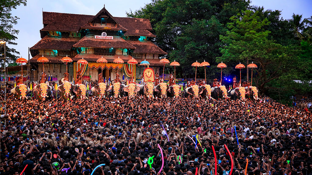 Thrissur Pooram | Pooram festivals | Photo gallery | Kerala Tourism