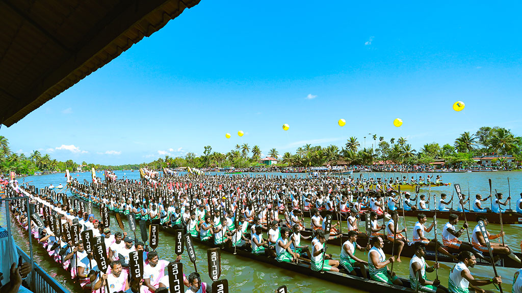 Pulinkunnu Boat race | Snake boat race | Photo gallery | Kerala Tourism