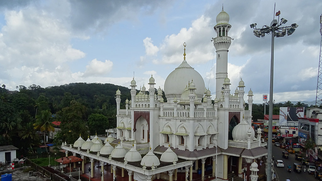 Vavarambalam at Erumeli | Kerala Tourism