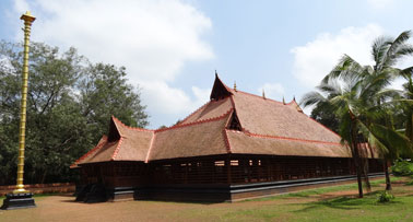 Koothambalam at Kerala Kalamandalam, Monsoon festival